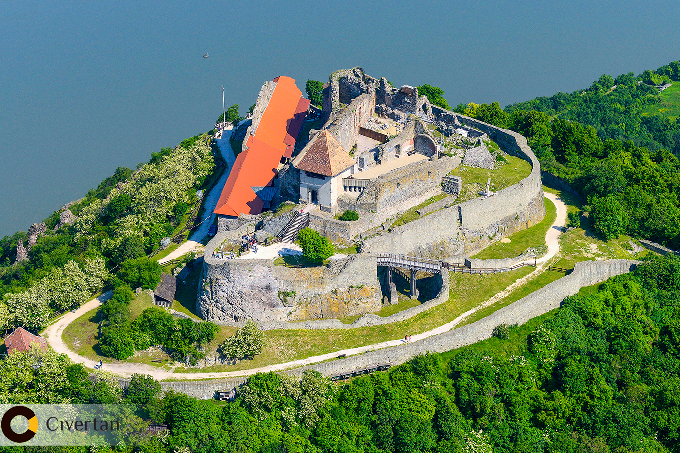 Visegrád: Fellegvár :: Magyar várak, kastélyok, templomok leírásai ...